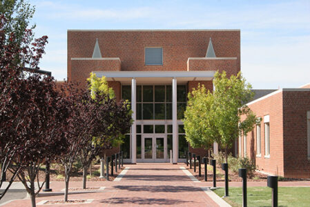 Cryo-TEM at EMSL - BER Structural Biology and Imaging Resources BER ...